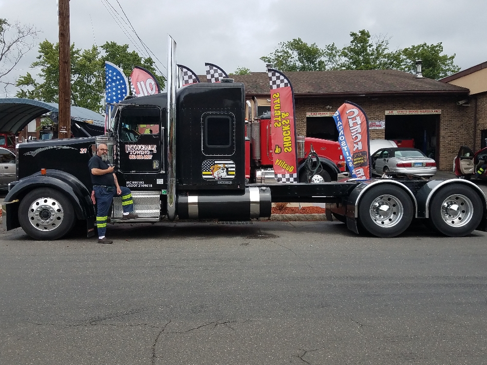 Gallery – Landoll Towing Connecticut 1-860-398-2867